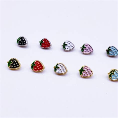 Strawberry Buttons Etsy