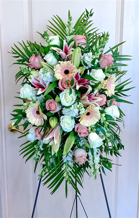 Standing Spray Arrangement Blume Haus Fine Flowers