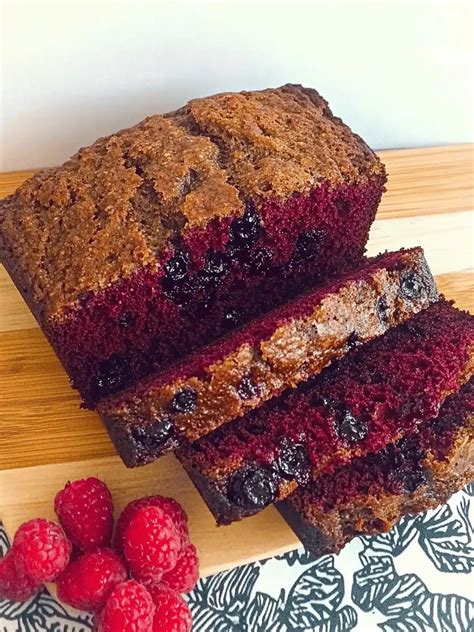 Irresistible Blackberry Bread For Delicious Summer Days