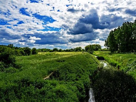 Premium Photo The River Nene