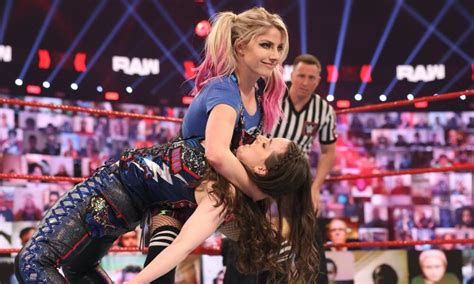 Rumoreado Movimiento Creativo De Wwe Con Alexa Bliss