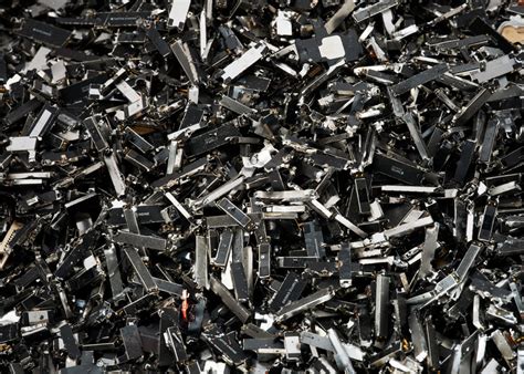 Apple Will Use 100 Percent Recycled Cobalt In Batteries By 2025