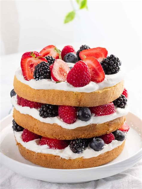Berry Cake Drive Me Hungry