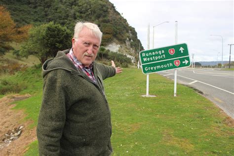 Standoff Over Sign Repairs Greymouth Star