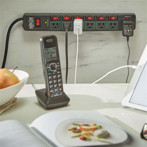 7 Outlet Surge Protector 6 Ft Cord 1080 Joules Eaton
