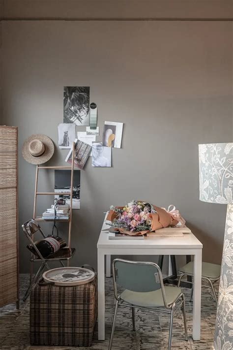 Definitely Yours Mini The Flowerman Ph