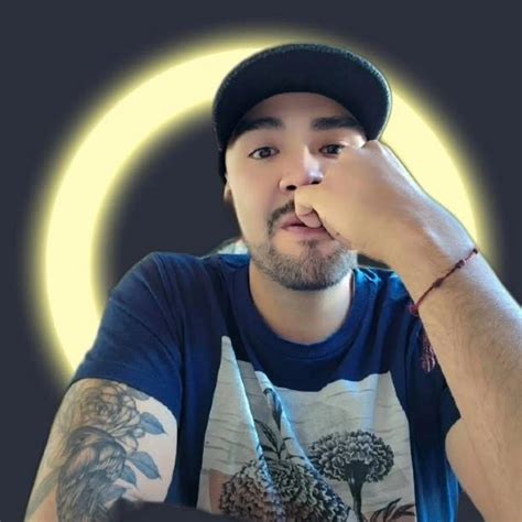 Kel Salas Kel Salas • Threads Say More