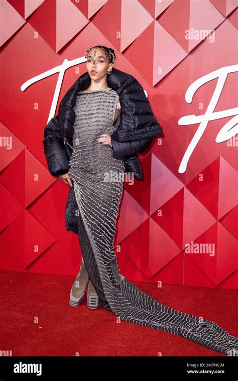 Tahliah Debrett Barnett Known Professionally As Fka Twigs Poses For
