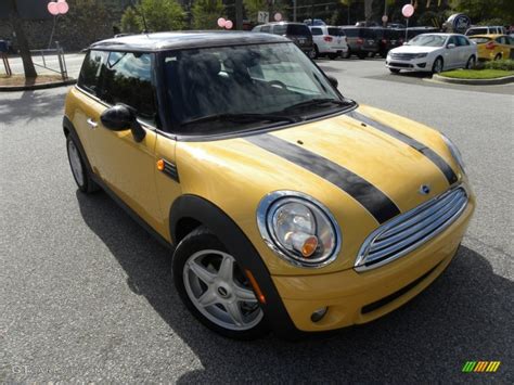 2009 Mellow Yellow Mini Cooper Hardtop 72656837 Photo 14 Gtcarlot
