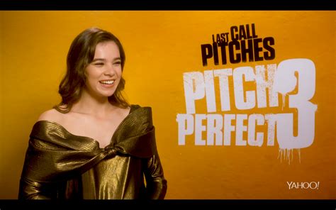 Bumblebee Movie Hailee Steinfeld Interview Video