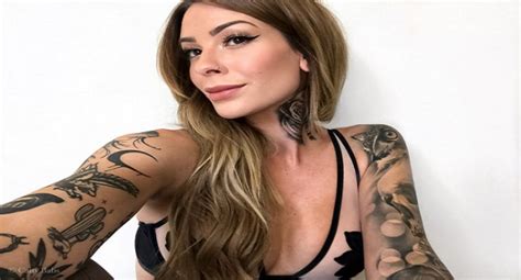 Caity Babs Is An Amazing Web Star See Her Bio Dating Tattoos And 5 Interesting Facts