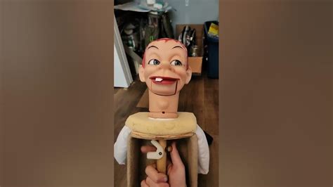 How A Ventriloquist Dummy Head Works Youtube
