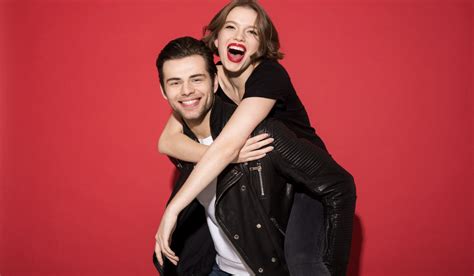 Flirty Arti Dan Tanda Tandanya Yang Perlu Kamu Tahu