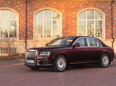 Rolls Royce Ghost Or This Aurus Senat Automacha