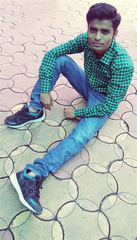 pin by kishan vishwakarma on photography poses photography poses