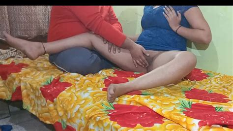 Desi Chut Ka Pani Nikal Diya Ungli Se Desi Indian Chut Cums In Front Of