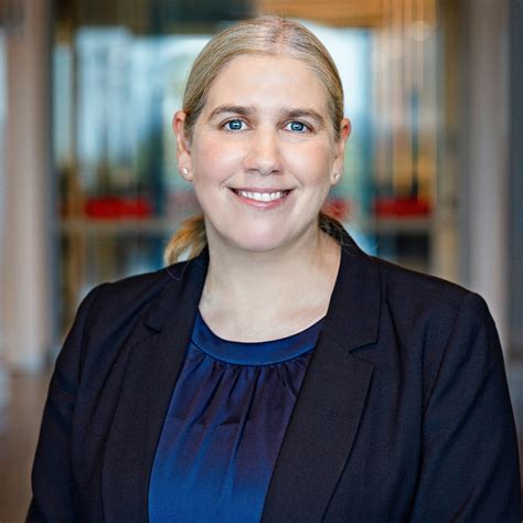Jill De Beer Commercial And Property Lawyer Mst Lawyers Melbourne
