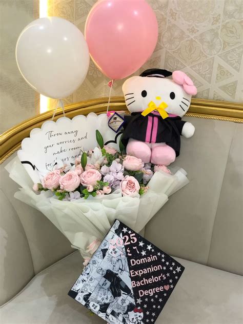 Sukuna Hellokitty Graduation Graduationcapdesigns Flowers تخرج