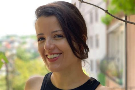 Yeliz G Rkan Nalan Y Ld R M