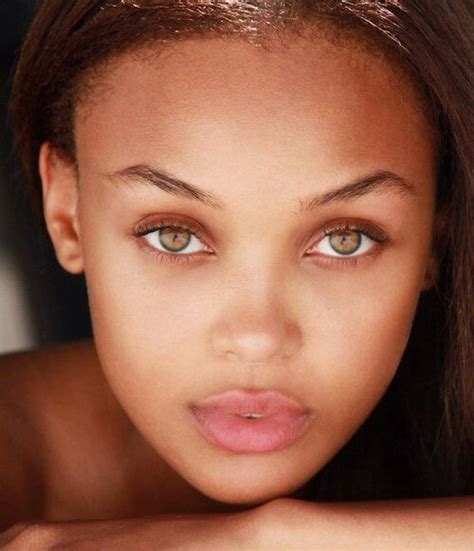 Beauty Kelly Green Eyes Models With Big Eyes Brown Skin With Green Eyes