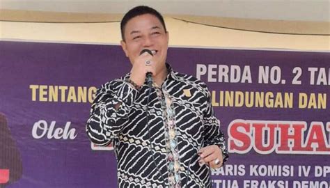 Anggota Dprd Sumbar Suharjono Sosialisasikan Perda Lingkungan Hidup Di