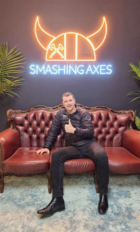 I Had So Much Fun Tonight At Smashing Axes I Even Managed A Bullseye If Your Wanting A Great