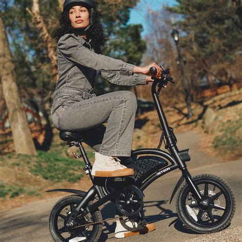 Zipping Through The Concrete Jungle The Jetson Bolt Pro Review Ebike