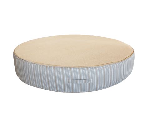 Bed Outdoor Foam Bed Round Striped Raffia Effect Architonic