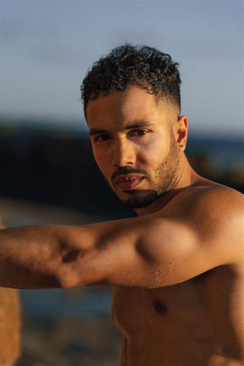 Minty Topless Waiter In Sydney Magic Men Live