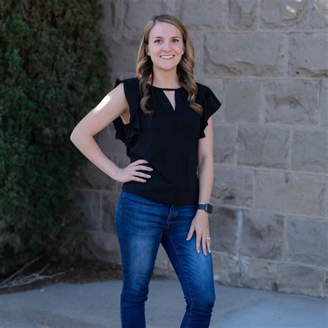 Find A Loan Advisor Tara Levandowski