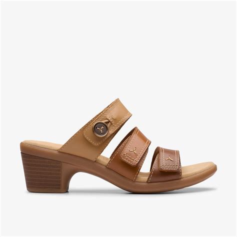 Womens Wide Fit Sandals And Wedges Clarks Us