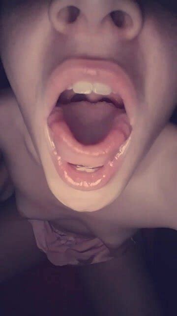 Swallowed Alive By A Giantess En Español Swallowed Alive By A Giantess En Español