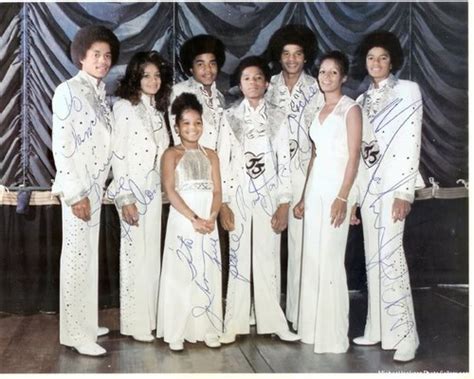 Michael Jackson And His Brothers And Sisters