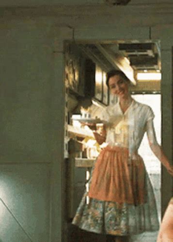Housewife Stepford  Housewife Stepford Wives Откриване и