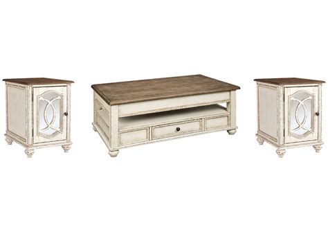 Realyn 2 End Tables