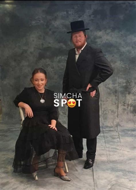 Engagement Of Moishi Bernstein To Mindy Zorger Simcha Spot