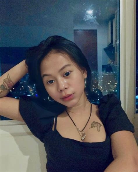 10 Potret Cimoy Montok Sekarang Makin Sering Tampil Buka Bukaan Dengan