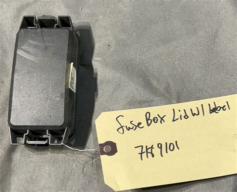 Used Polaris Rzr Utv Fuse Box Lid With Label Part 7189101