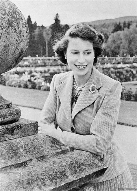 Fascinating Photos Of A Young Queen Elizabeth Ii 1930s 1950s Rare