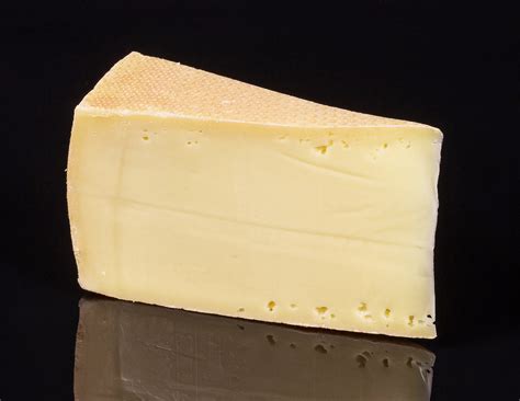 Cheese With Everything Amazing Cheeses And Delicious Recipes For