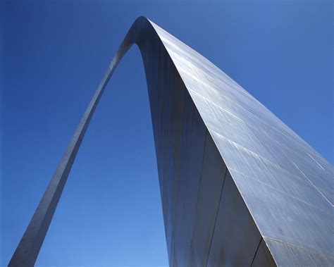 Print Close Up View Of The Gateway Arch The Symbolic Gateway To The