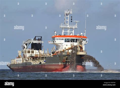 How Does A Trailing Suction Hopper Dredger Work At Jose Orr Blog