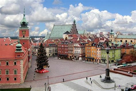 Варшава современная столица Польши на берегах Вислы