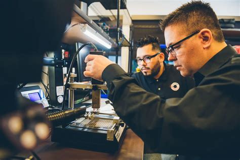 Introducing The Drivesavers Digital Assistant