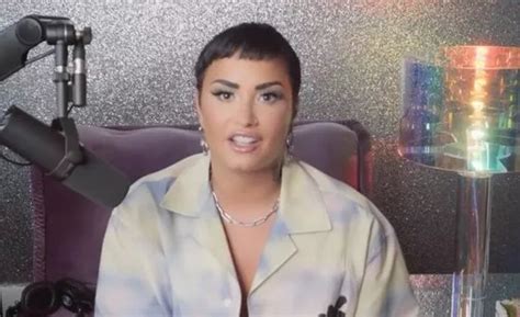Non Binary Demi Lovato Says It Feels Weird Being Called She Or Her