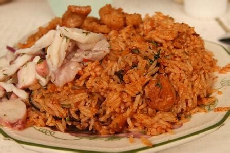 Chef Julio Rodriguez Santana Arroz Amarillo Con Chicharrones