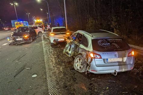 La Sortie N°10 Sur Lautoroute E411 Au Niveau De Walhain Est Trop