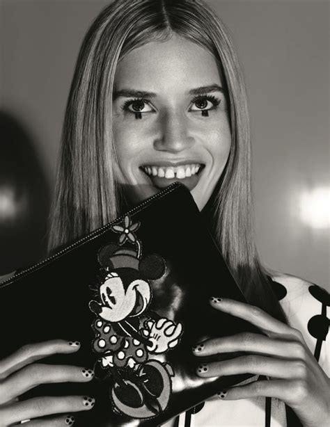 Minnie Mouse Just Got Her Own Instagram Account Fashion Journal