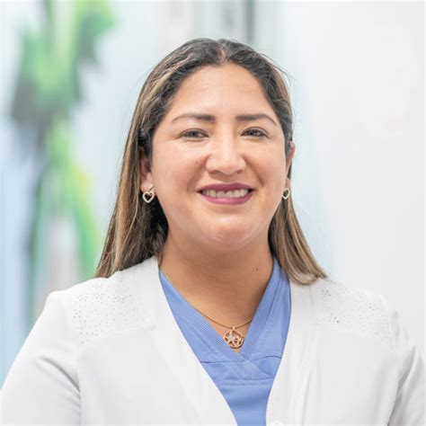Karina Vilcapoma Ricse Pediatría