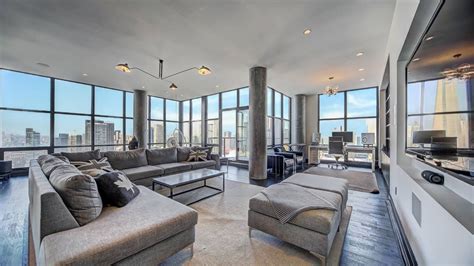 Luxury Penthouse W Breathtaking Cn Tower Views Toronto Canada